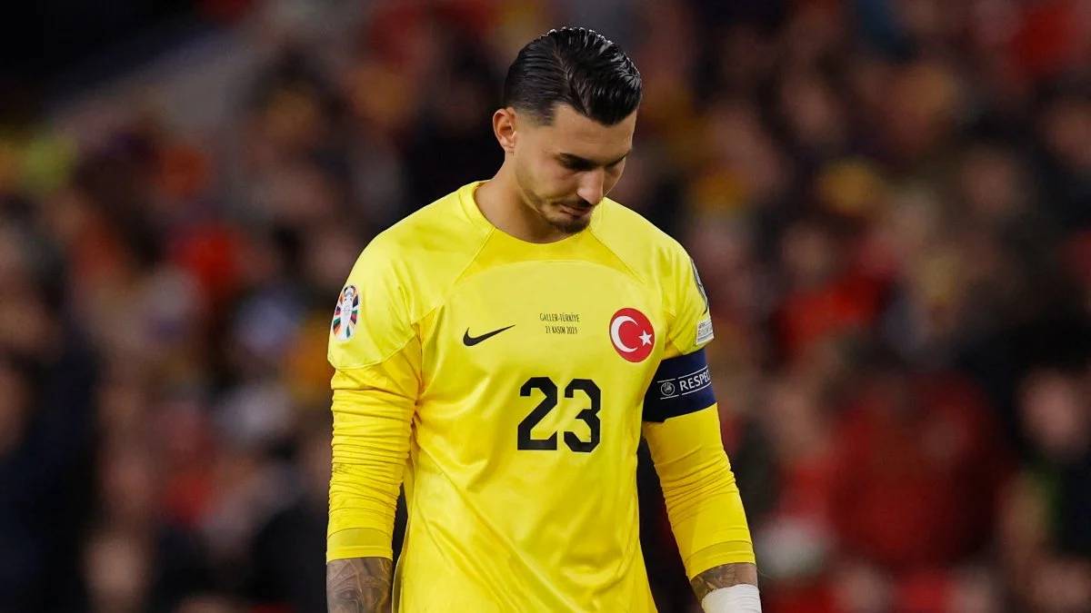 Uğurcan Çakır'ın alternatifi belli oldu! Trabzonspor'a Macar stoper