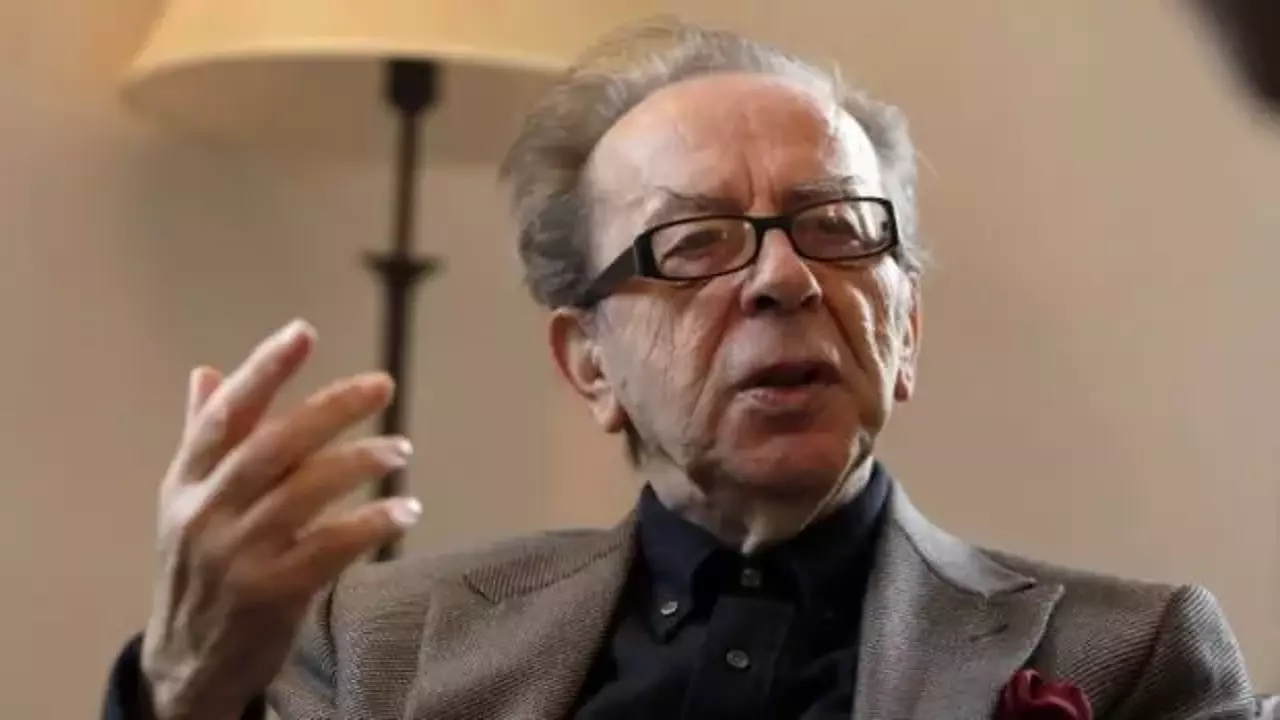 Ünlü yazar İsmail Kadare hayatını kaybetti