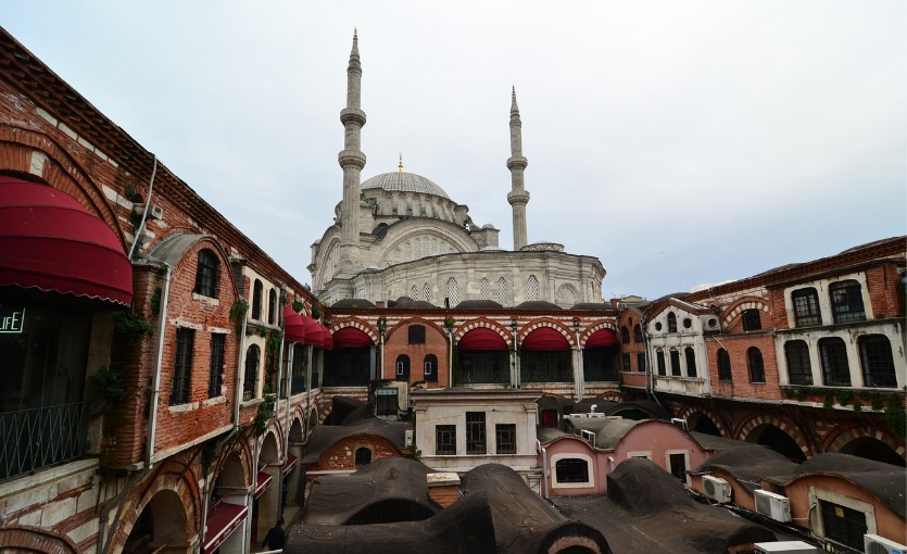 İstanbul'un tarihi hanları ve ticaret merkezleri