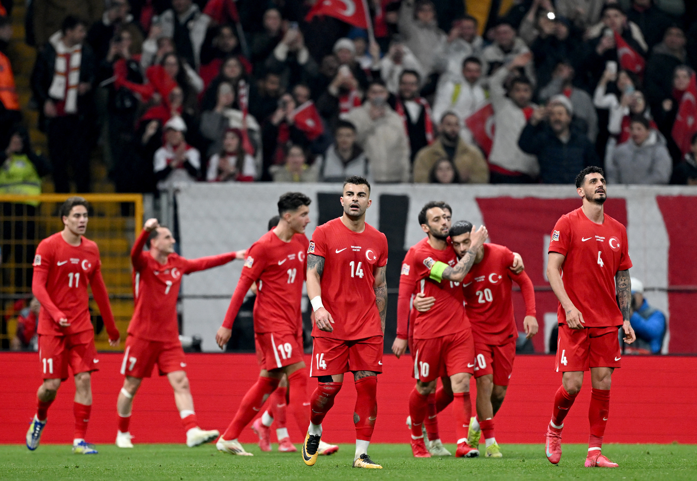 A Milli Takım, sahadan 3-1’lik galibiyetle ayrıldı: Türkiye ...